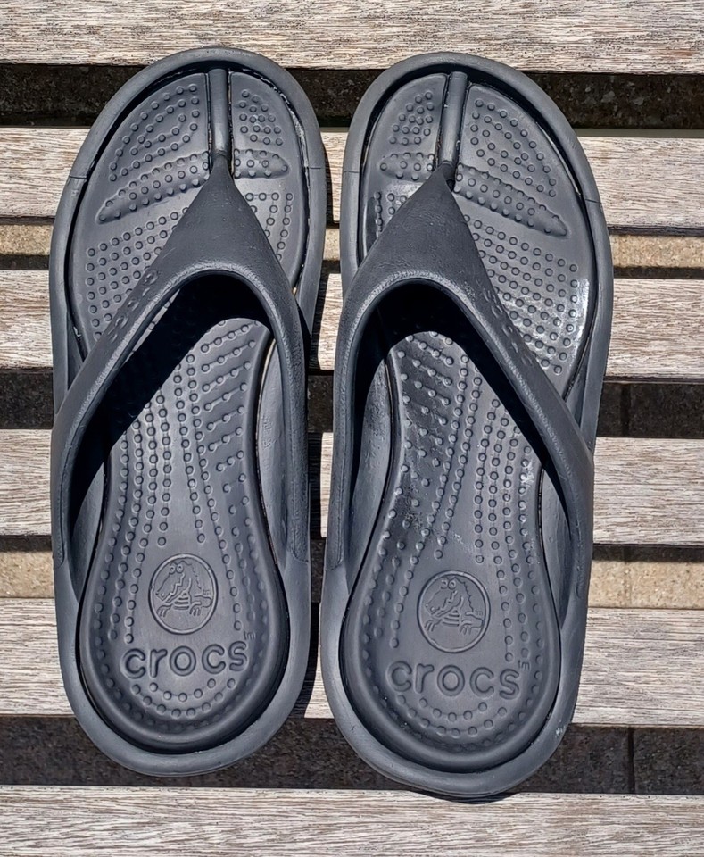crocs athens unisex size 8 men 10 women black thongs comfort casual ...
