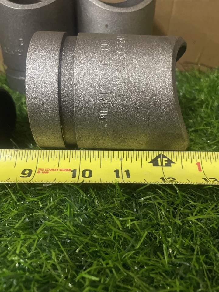 NEW (3) Threadolet 3000 Class Forged Steel Threaded 50224USA 2 1/2” X 2 ...