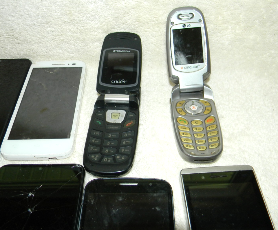 Lot Of 11 Assorted Cell Phones ~ Untested ~ Parts Or Repair ~ c | eBay