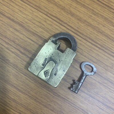 AN OLD OR ANTIQUE BRASS PADLOCK OR LOCK WITH ORIGINAL KEY, RAREST SHAPE ...