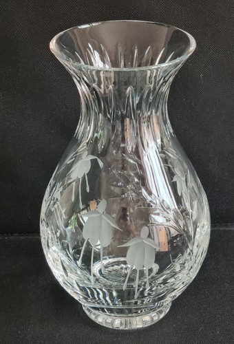 Absolutely Stunning Stuart Crystal Cascade Pattern Globular Vase | eBay UK
