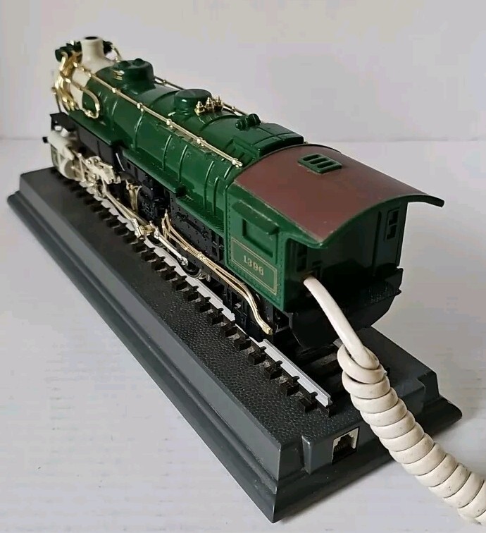Vintage 1396 Crescent 1925 Locomotive Phone Engine Train Telephone ...
