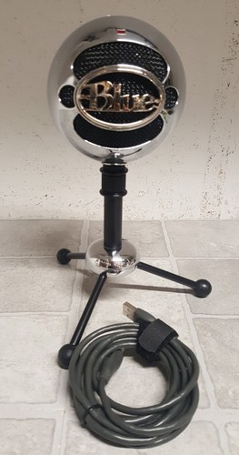 Blue Microphone Snowball USB Condenser Microphone w/Stand | eBay