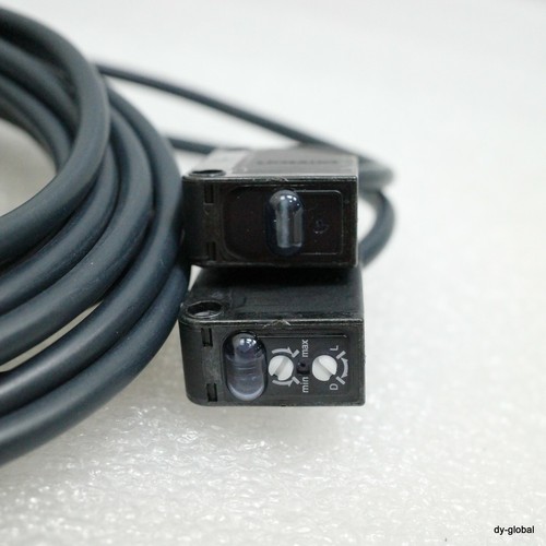 OMRON E3Z-T81 (E3Z-T81-L and E3Z-T81-D) SEN-I-1563=6A4 Photoelectric ...