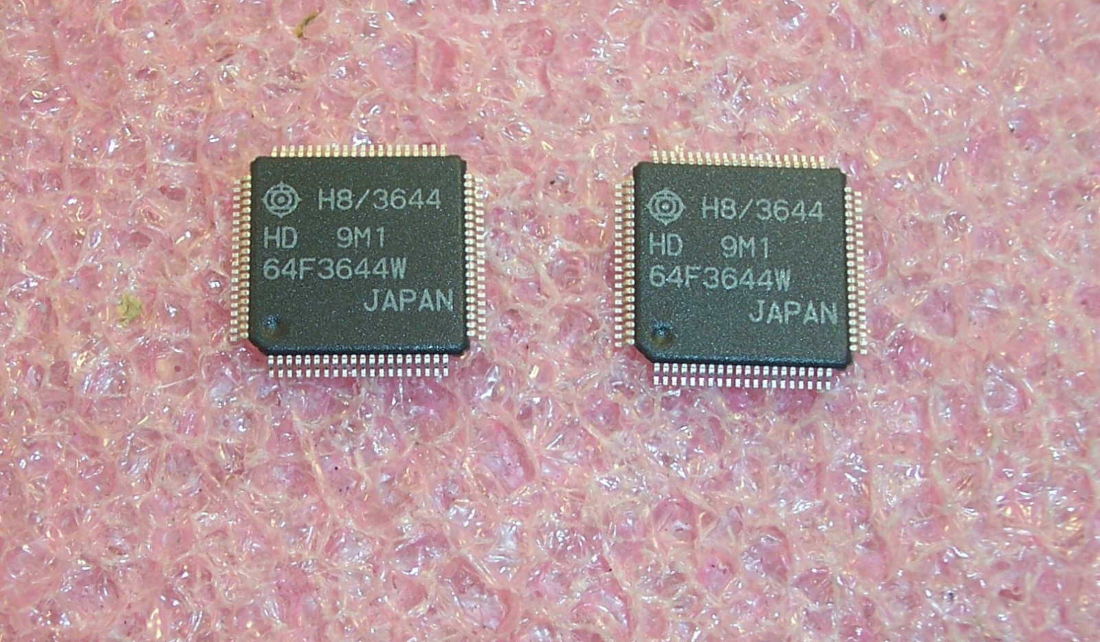 QTY (10) HD64F3644W HITACHI PQFP-64 SINGLE CHIP 8 bit MICROCOMPUTER NOS ...