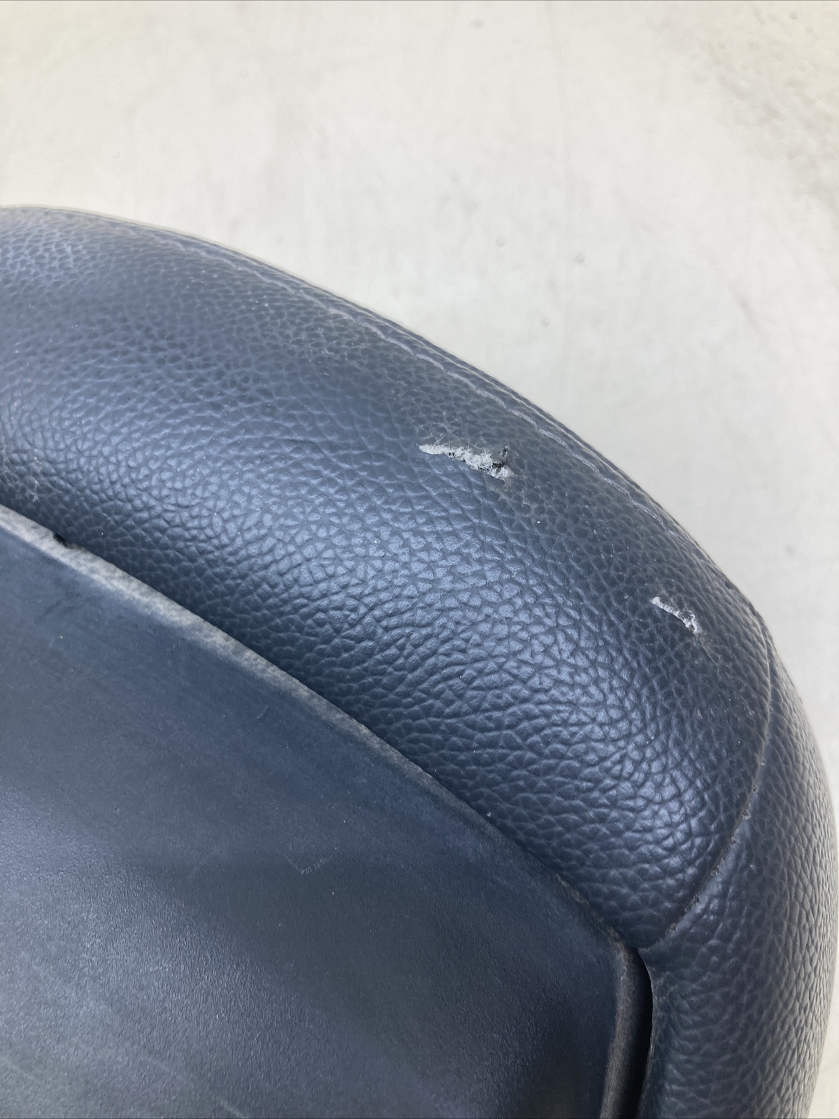 10 - 17 Dodge Caravan Country Active Head Rest Headrest Front Black ...