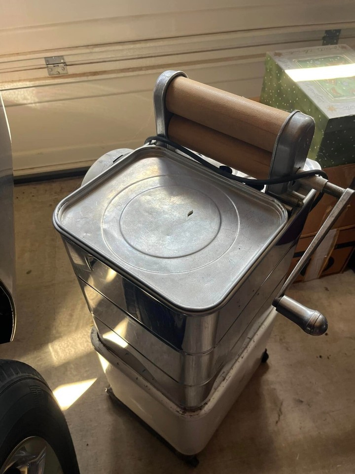 Vintage Monitor Washing Machine Hand Wringer PICK UP ONLY | eBay