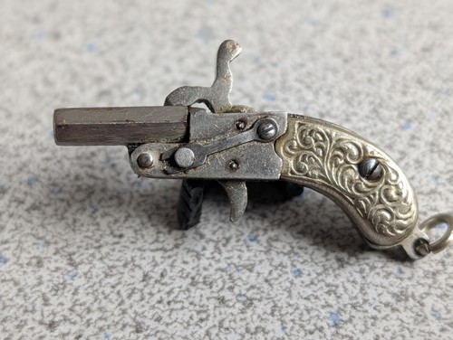 ANTQ PIN FIRED MINI DECORATIVE AUSTRIAN CAP GUN KEY CHAIN CHARM ...