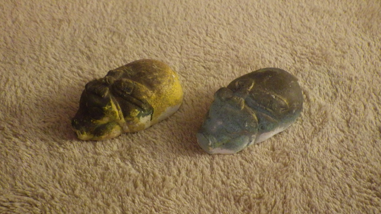 Lot 2 Plaster Pigs Piglets Vintage Antique Collectible Decor Farm ...