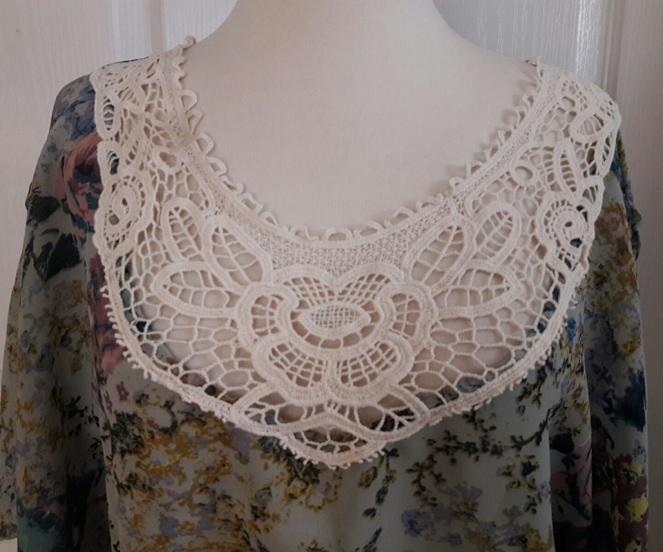 Lace Tunic Tramp open knit Top Semi Sheer Gray Modcloth Floral Medium ...
