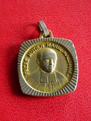 MEDAILLE RELIGIEUSE ANCIENNE. FRERE MUTIEN MARIE. MALONNE (BELGIQUE ...