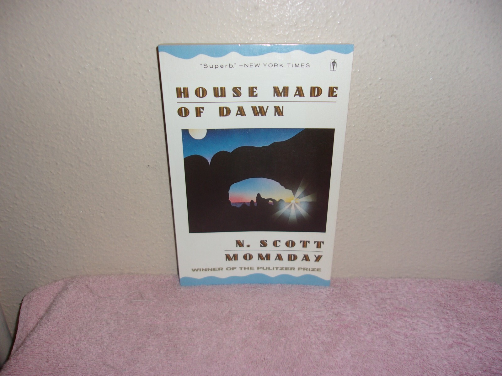 House Made of Dawn by N. Scott Momaday (1989, Trade Paperback, Reprint ...