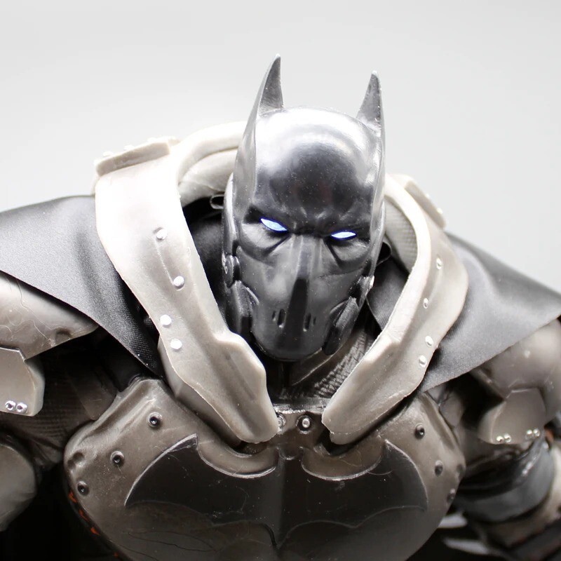 Hot Toys 44cm Batman Thermal Armor Figure | Collector Statue Model ...