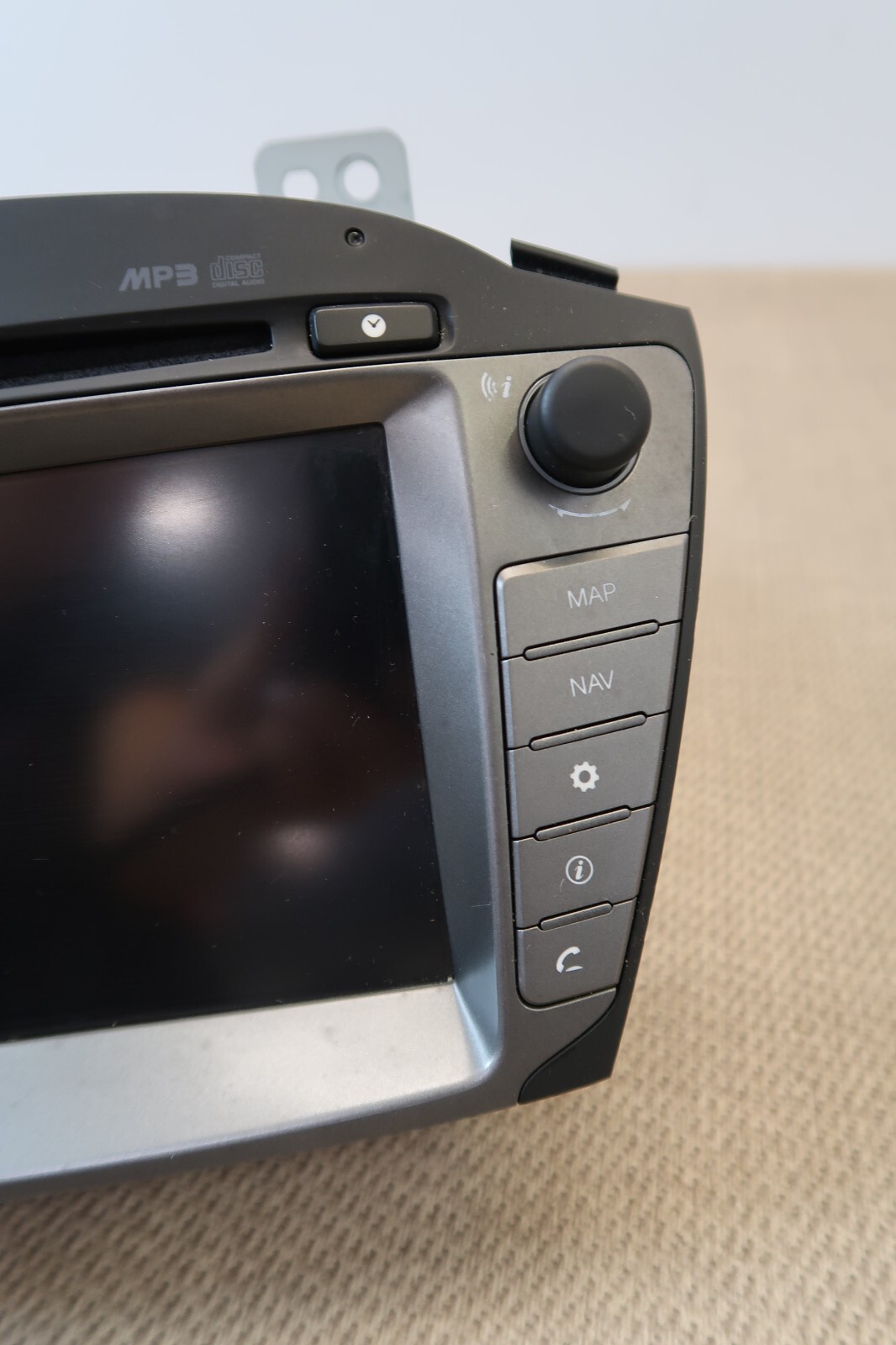 HYUNDAI IX35 MK1 2013 SAT NAV CD RADIO PLAYER HEAD UNIT 96560-2Y600TJN ...
