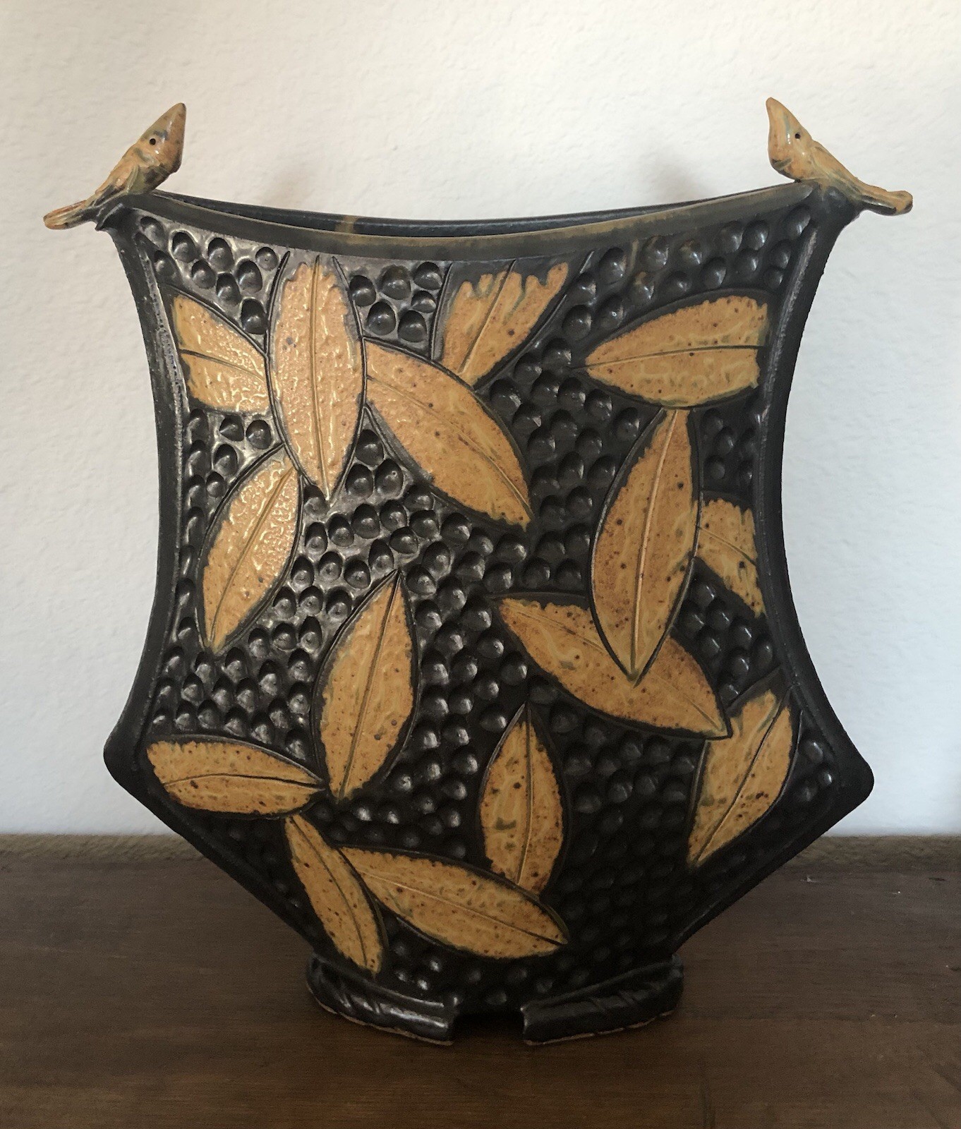 JIM & SHIRL PARMENTIER BLACK YELLOW LEAVES 2 BIRDS VASE SIGNED ART ...