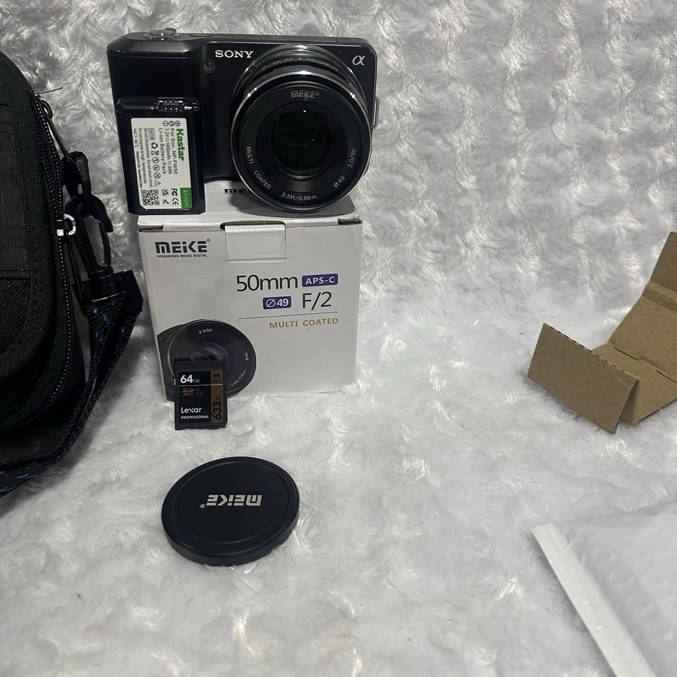 Sony Alpha NEX-3 14.2MP Digital Mirrorless Camera Black W/Case & Lens ...