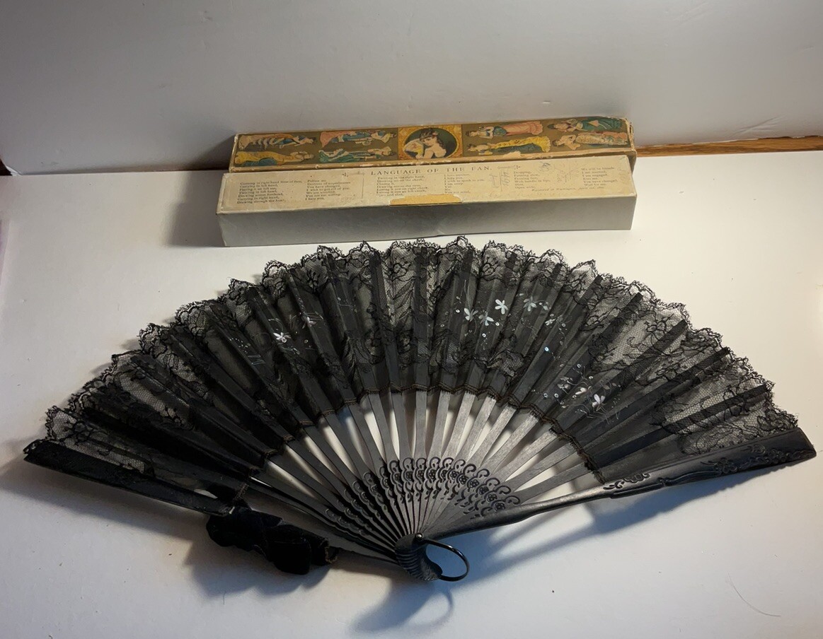 Antique Paris Hand Fan Black Lace In The Original Bo… - Gem