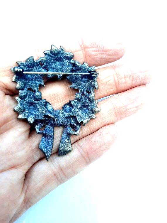 Vintage Pewter Christmas Wreath brooch, Poinsettia Christmas brooch ...