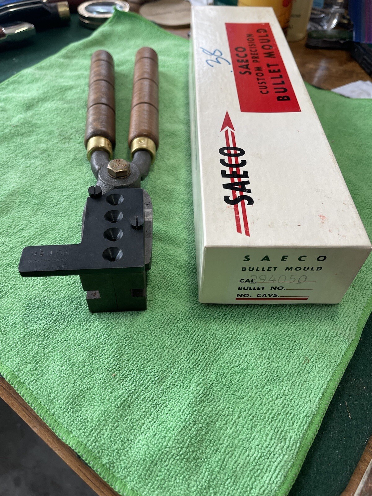 Saeco Custom Precision Bullet Mold No. 050 4 Cavity .38 SWC With ...