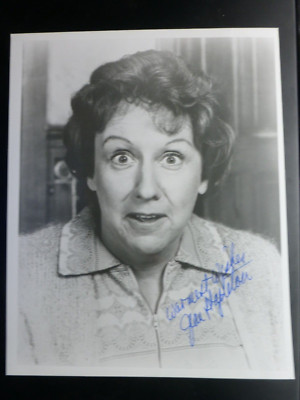 Jean Stapleton Signed 8 x10 Black and White Photo with COA | eBay