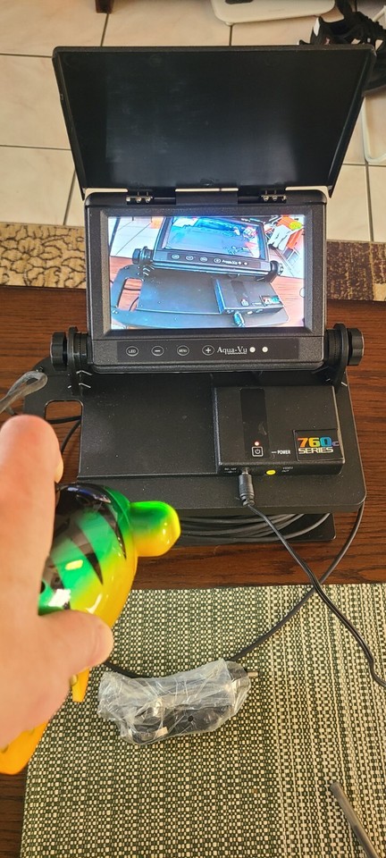 Aqua-Vu AV 760c HD Color Underwater CCD Fish Camera with 7" LCD Display ...