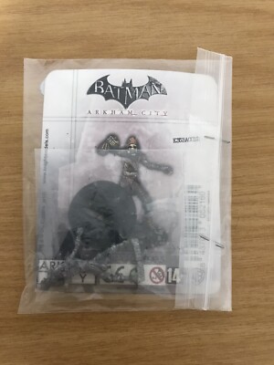 Batman Miniature Game Scarecrow Arkham City Knight Models Figure ...