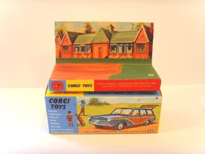 CORGI No.491 - FORD CORTINA ESTATE - Custom display/ Repro box & tray ...