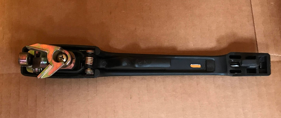 OE Brand Front Left Outside Door Handle W/ Keys - #191837205A - Fits ...