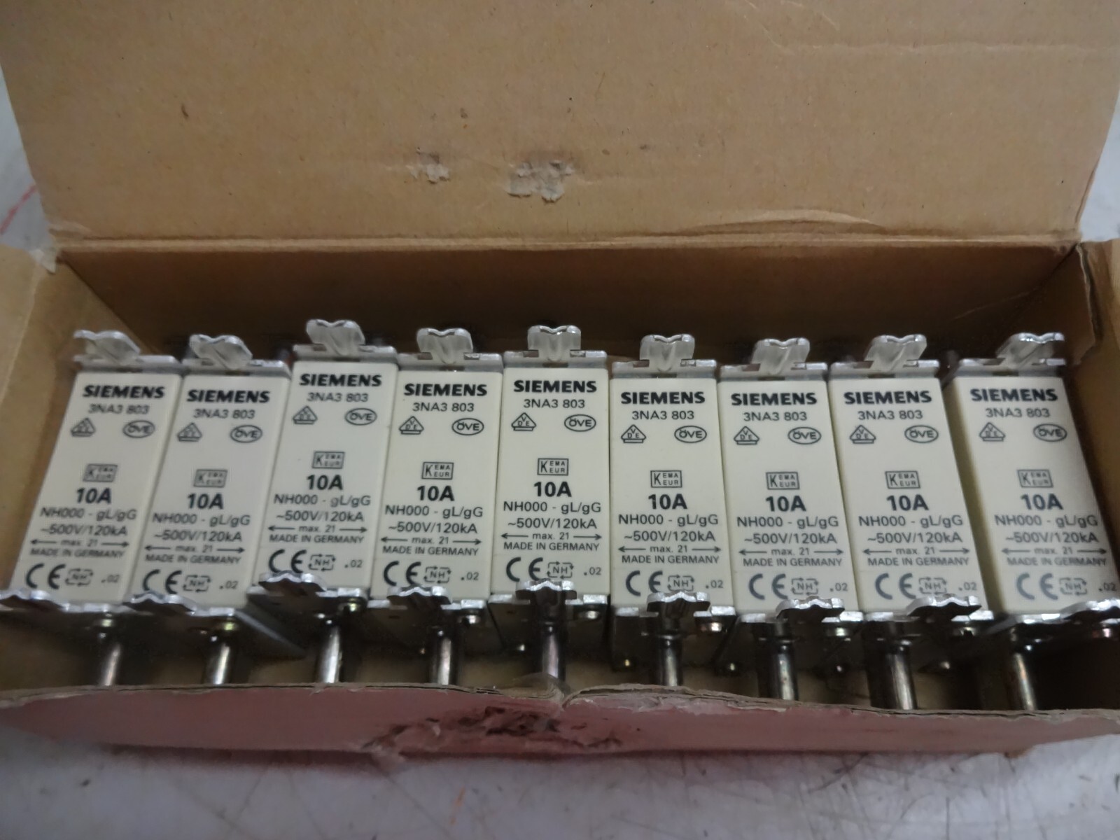 New Box of 9 Siemens Fuse Link 3NA3 803 3NA3803 10A 500V 120kA 10 Amp ...