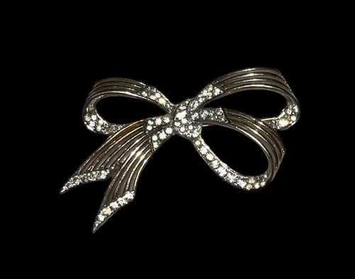 Vintage Gold Tone Clear Crystal Ribbon Open Work Triple Loop Bow Brooch ...