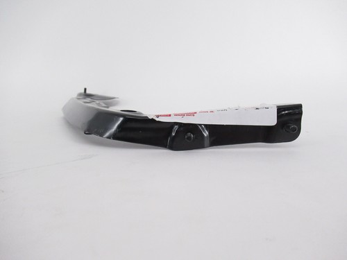Genuine OEM Toyota 52538-0C030 Driver Front Bumper Bracket Retainer 14 ...