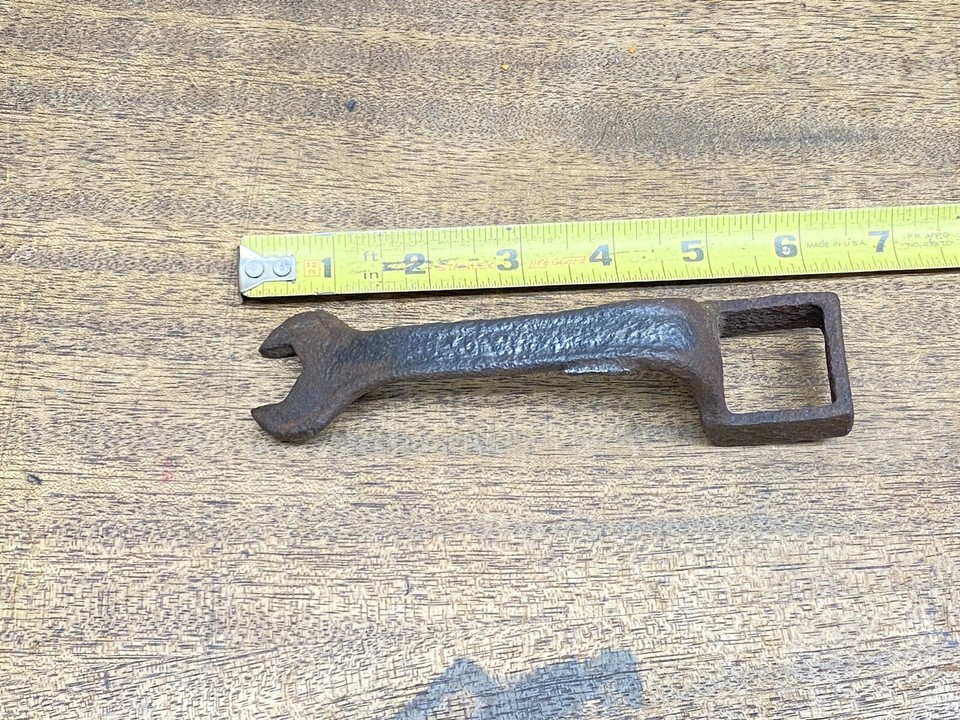 Old Antique Vintage Unbranded Plow ~Tractor ~ Buggy Farm Implement ...