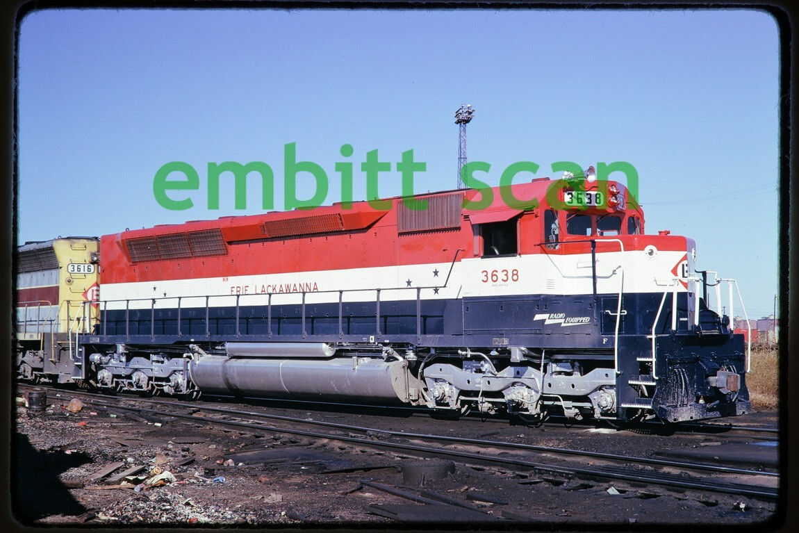 Original Slide, EL Erie Lackawanna Bicentennial EMD SDP45 #3638 at ...