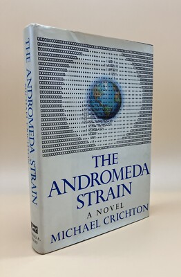 THE ANDROMEDA STRAIN First Edition Michael Crichton 1969 BOMC dust ...