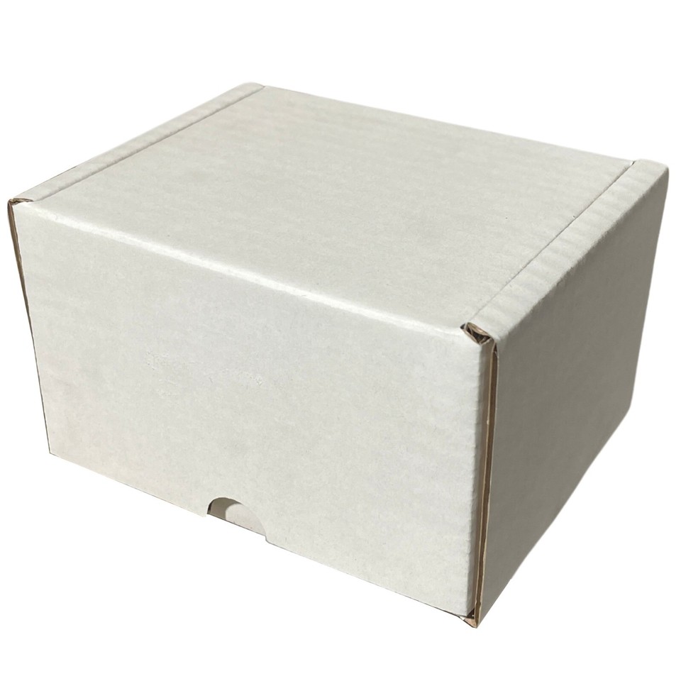 WHITE SHIPPING CARDBOARD BOXES POSTAL MAILING GIFT PACKET SMALL PARCEL ...