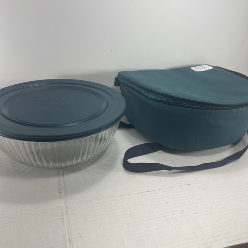 Pyrex Portables Way To Go 4.5 Qt Bowl with Green Insulated Hot/Cold ...