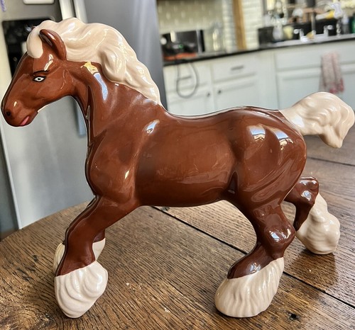 BESWICK Style Cantering Shire Horse Brownish-Red Glossy Cream Mane ...