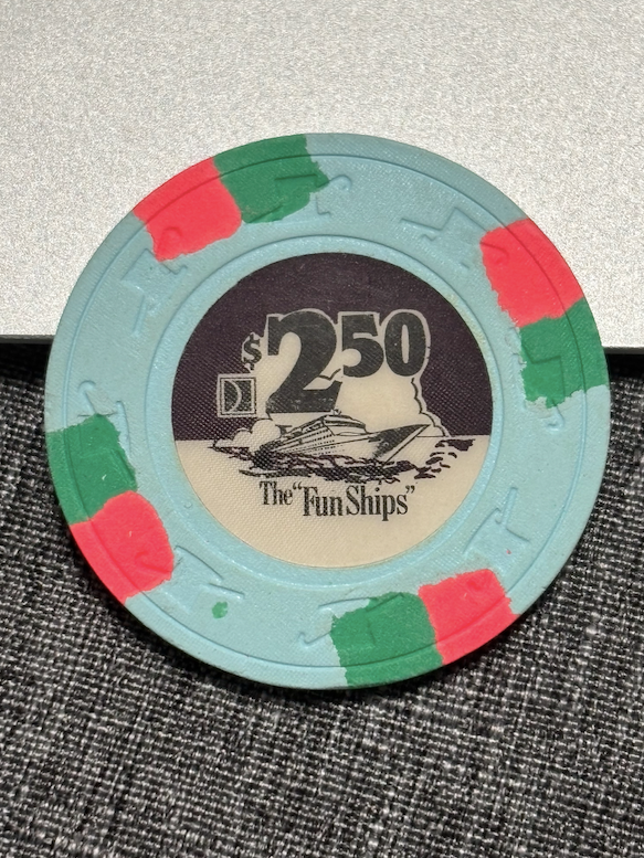 (RARE) $2.50 CASINO CHIP POKER CHIP CARNIVAL CRUISE SHIP FUN SHIPS ...