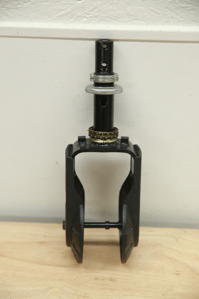 Front Wheel Fork for Go-Go 3-Wheel Scooters - Elite Traveller Ultra X ...