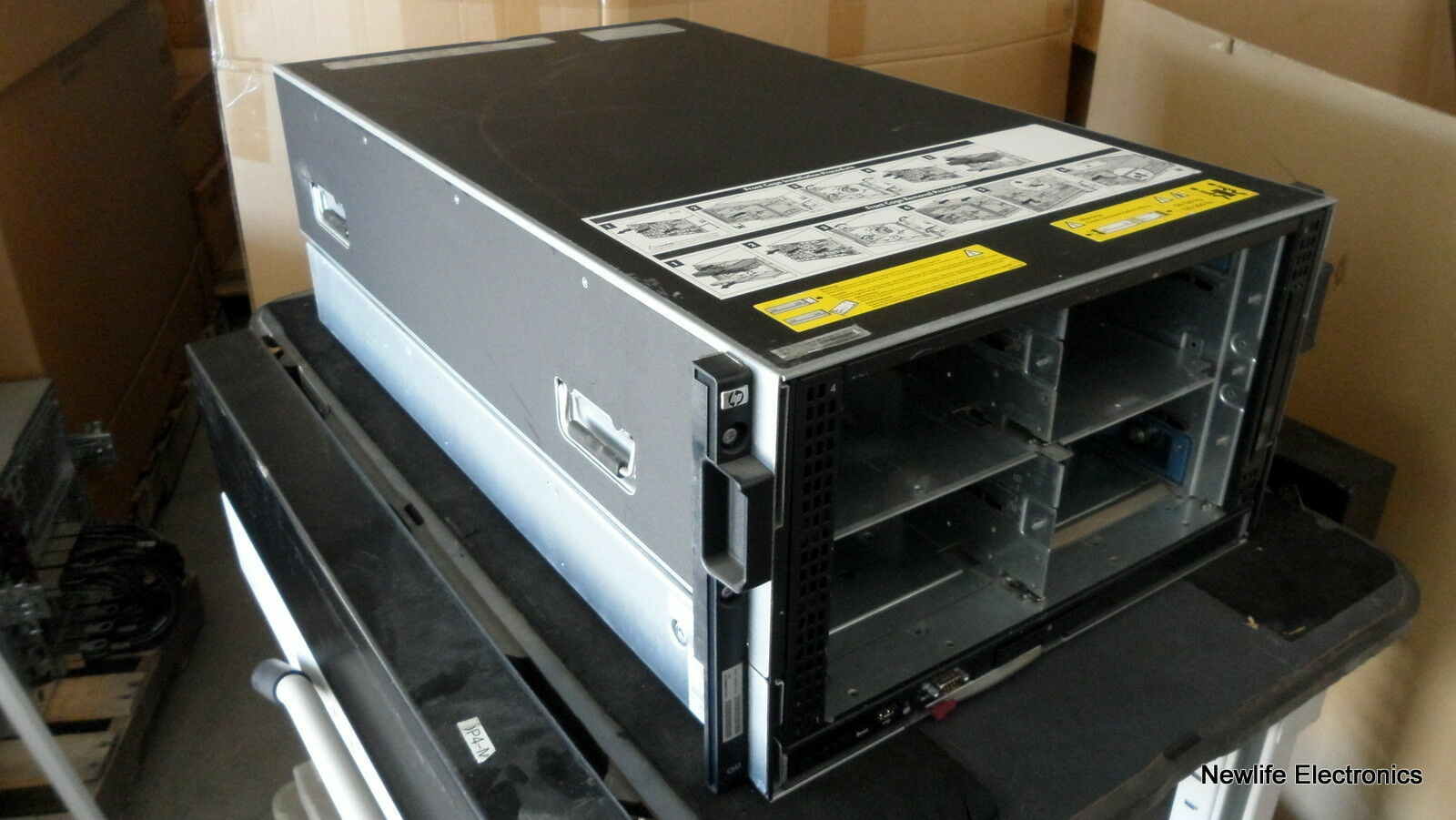 HP 437507-B21 BladeSystem c3000 Enclosure w/ Onboard Administrator, 6 ...