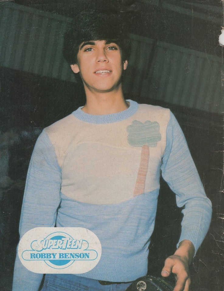 Parker Stevenson lawn grass pinup Robby Benson photo One on One picture ...