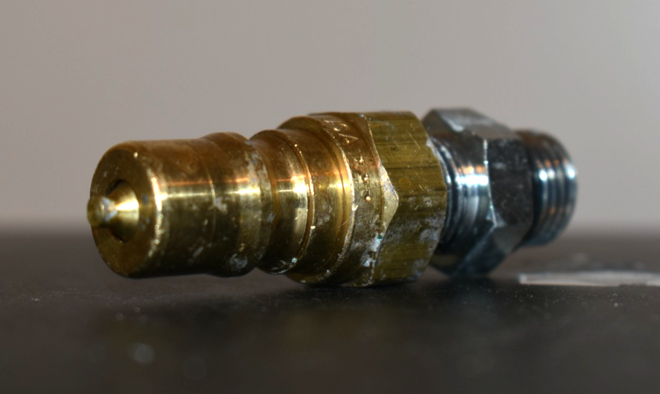 Parker BH2-61 Valved Hydraulic Quick Connect Nipple 1/4 NPT Brass | eBay