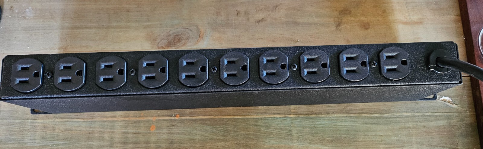 Vertiv Rack PDU Basic Horizontal 20a 120v (10)5-20r Vp9563 for sale ...