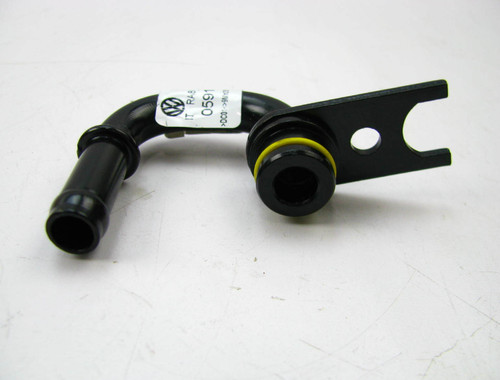 NEW AUDI Q7 4L FRONT CENTER ENGINE COOLANT PIPE CONNECTOR 059121131Q ...