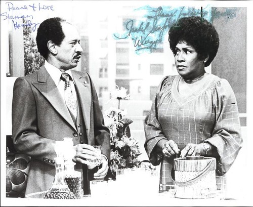 THE JEFFERSONS TV CAST - AUTOGRAPHED SIGNED PHOTOGRAPH WITH CO-SIGNERS ...