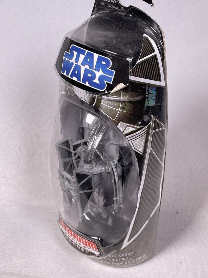 TIE DEFENDER Star Wars Titanium Series Micro Machines Die Cast Ship NEW ...