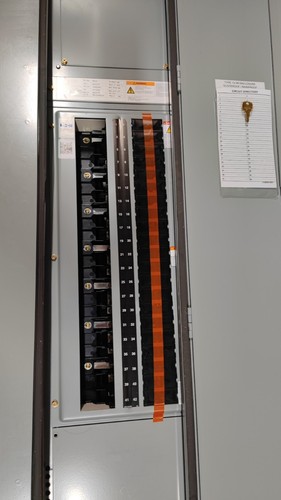 EATON PRL2x 400 AMP 480Y 277V 3PHASE 4WIRE 42 Cir NEMA 3R Panelboard 72 ...