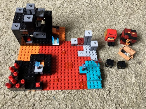 Lego Minecraft 21185 The Nether Bastion Complete With Color ...