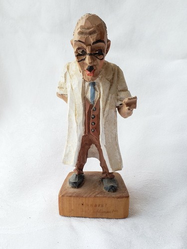 VINTAGE CARVED FIGURINE SPIELWAREN HEISSWOLLF PRIMITIVE DOCTOR ...