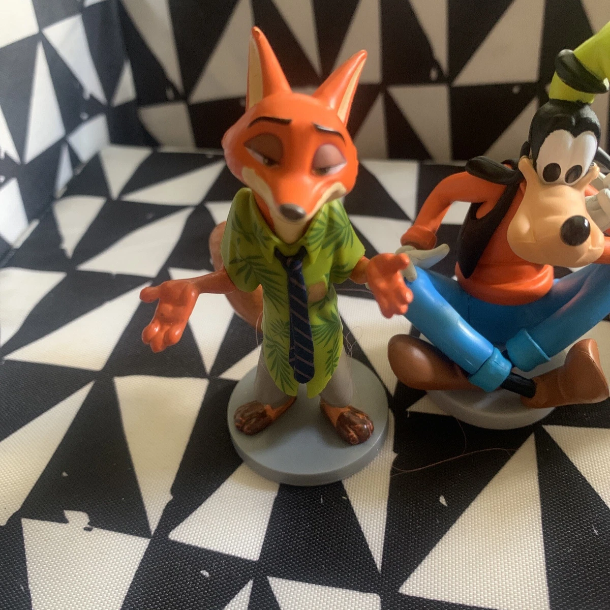 Donald Duck And Goofy In The Little Mermaid